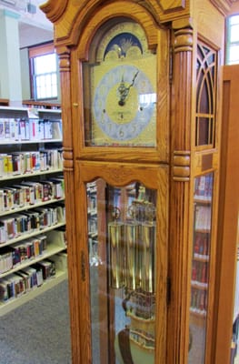 GLADYS E. KELLY PUBLIC LIBRARY - Updated October 2025 - 16 Photos - 2 ...