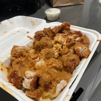 FLUFFIES HOT CHICKEN - BAYONNE - Updated December 2025 - 53 Photos & 56 ...