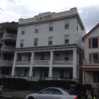 HOTEL ALBATROSS - Updated December 2025 - 11 Photos & 25 Reviews - 34 ...