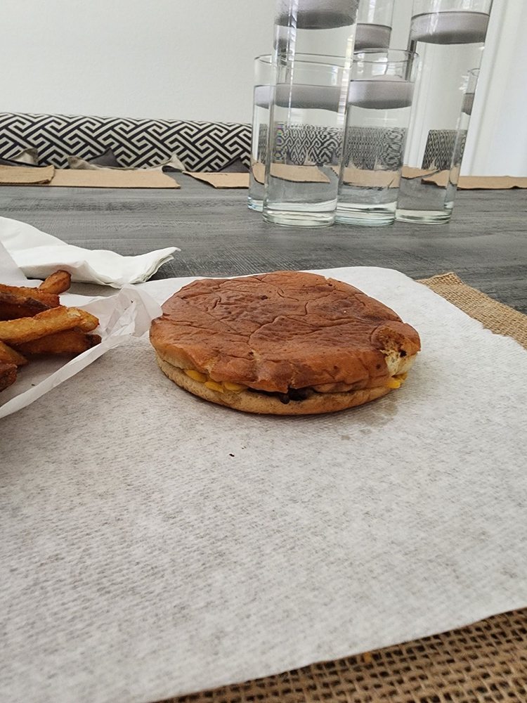 SOMEBURGER - Updated June 2025 - 10 Photos & 15 Reviews - 13407 ...