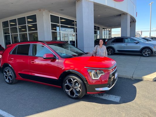 VALLEY KIA OF MODESTO - Updated December 2025 - 52 Photos & 137 Reviews ...