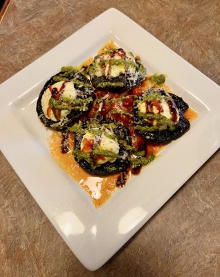 FOUR ROSES CAFE - Updated December 2025 - 348 Photos & 304 Reviews ...