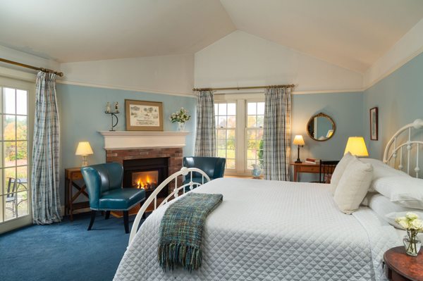 CHESTERFIELD INN - 73 Photos & 43 Reviews - 20 Cross Rd, West ...