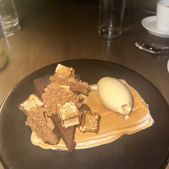 RED HOUSE TAVERN - Updated April 2026 - 236 Photos & 152 Reviews ...