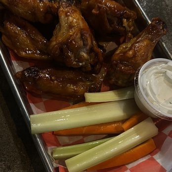 FIZZ ED - Updated August 2024 - 25 Photos & 28 Reviews - 260 Howard St ...