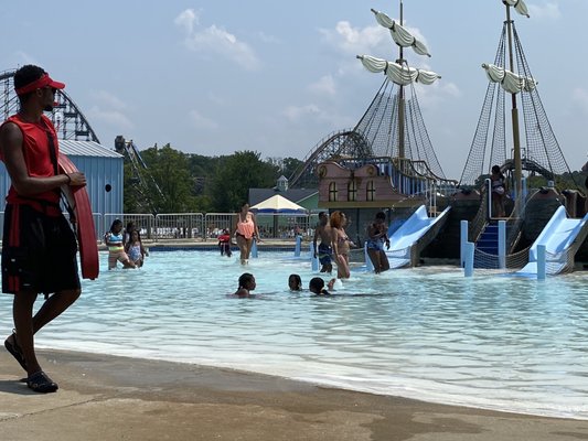 CLEMENTON PARK & SPLASH WORLD - Updated July 2025 - 41 Photos & 82 ...