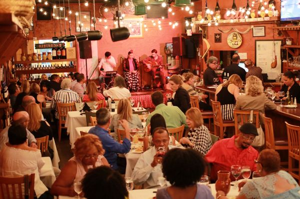 LA TABERNA GIRALDA - 254 Photos & 174 Reviews - Spanish - 254 Giralda ...