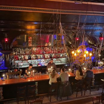 RAVEN’S MANOR - Updated May 2024 - 1042 Photos & 341 Reviews - 235 SW ...