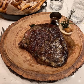 WARREN - NAPLES - Updated December 2024 - 105 Photos & 72 Reviews - 111 ...