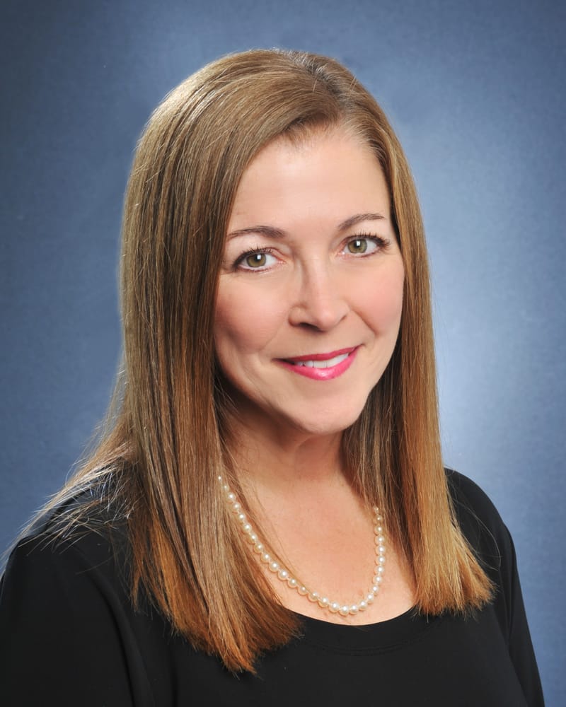 JAYNE HELMS - HELMS PORTER GROUP - RE/MAX LEADING EDGE - Updated November 2025 - 108 N Main St ...