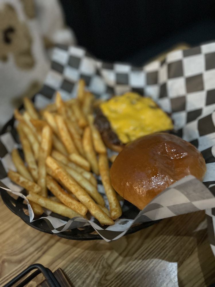 HAPPY PLACE EATERY - Updated February 2025 - 81 Photos & 51 Reviews ...