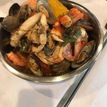CRAWFISH HOUSE - 92 Photos & 65 Reviews - 247 Park Ave N, Renton ...