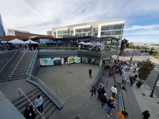 THRIVE CITY - Updated December 2025 - 42 Photos - 1725 3rd St, San ...