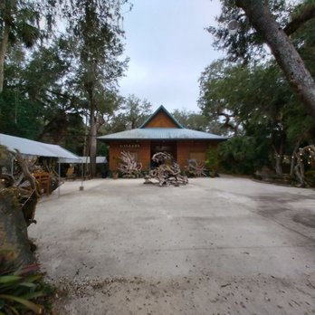 BALIKER GALLERY - Updated January 2026 - 46 Photos - 5922-5928 N ...