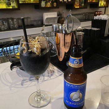 LABYRINTH BAR & KITCHEN - Updated March 2025 - 193 Photos & 133 Reviews ...