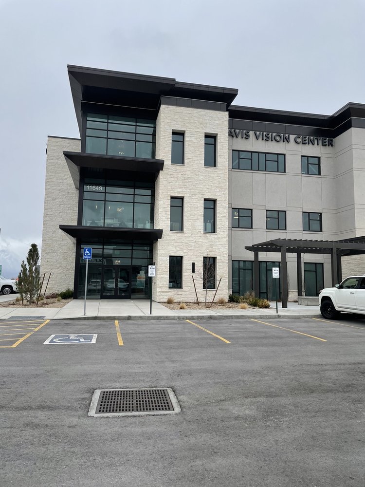 DAVIS VISION CENTER - Updated March 2025 - 15 Photos & 34 Reviews ...