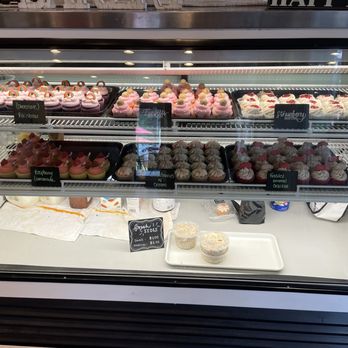 KELLY’S ROOTS CAFE & MARKETPLACE - Updated July 2025 - 83 Photos & 63 ...