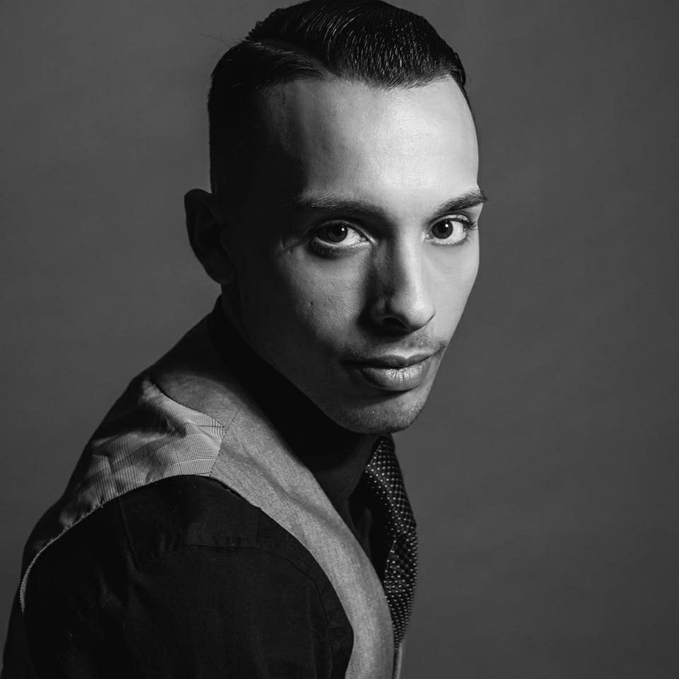 EM HAIR STUDIO - Updated August 2024 - 11 Photos - 912 S Broadway ...