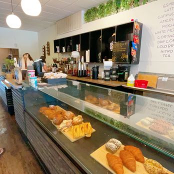 GOOD OMEN COFFEE CO - Updated February 2025 - 88 Photos & 43 Reviews ...