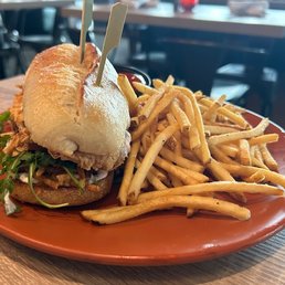 MISFIT KITCHEN - Updated January 2025 - 109 Photos & 52 Reviews - 111 N ...