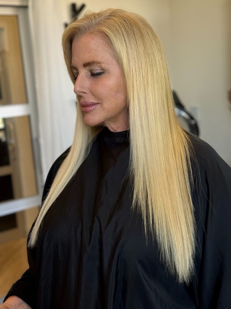 GURU SALON - Updated May 2026 - 27 Photos - 40585 California Oaks Rd ...