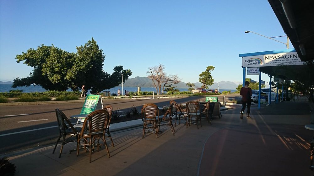 SEAVIEW CAFE - Updated May 2026 - 12 Photos - 87 Victoria St, Cardwell ...