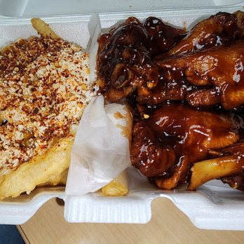 LIT WINGS - Updated June 2025 - 26 Photos & 41 Reviews - Las Vegas ...