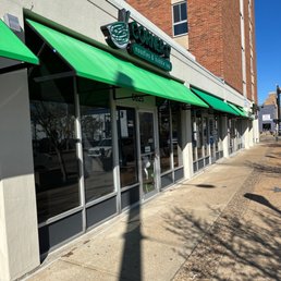 CORNER 17 - Updated December 2025 - 1993 Photos & 1119 Reviews - 6623 ...