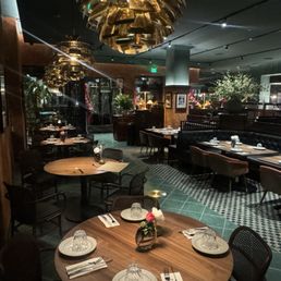 STAR LEAF - Updated October 2025 - 3158 Photos & 765 Reviews - 641 E ...