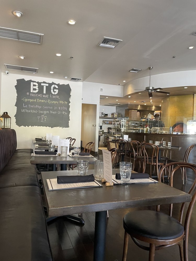 BASE PIZZERIA - Updated September 2025 - 437 Photos & 437 Reviews ...