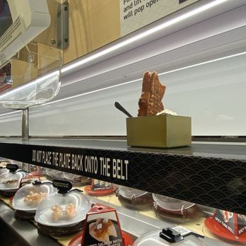 KURA REVOLVING SUSHI BAR - Updated March 2025 - 213 Photos & 105 ...