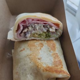 METRO DELI - Updated December 2025 - 128 Photos & 109 Reviews - 104 S ...