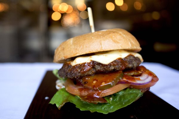 JUST BURGERS UDISTRICT - 307 Photos & 472 Reviews - 4510 University Way ...