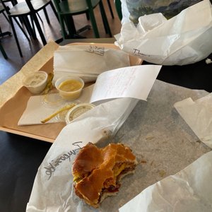 BIG MAX BURGER - 29 Photos & 44 Reviews - 1935 Queen Anne Ave N ...