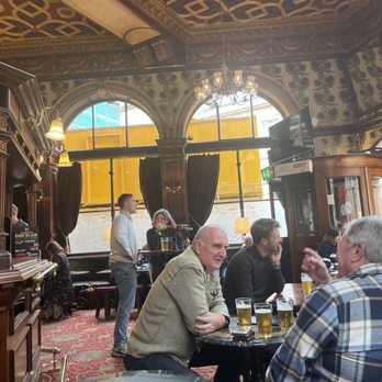 GUILDFORD ARMS - Updated October 2025 - 103 Photos & 88 Reviews - 1-5 W ...