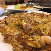 BUNGA RAYA AT ROYAL LAKE CLUB - 10 Photos - Jalan Cenderamulia, Kuala ...