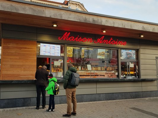 MAISON ANTOINE - 158 Photos & 161 Reviews - Place Jourdan 1, Etterbeek ...