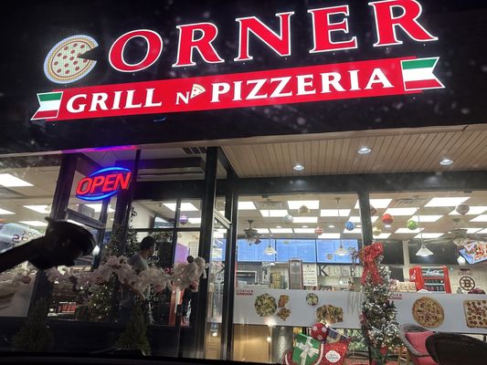 CORNER GRILL N PIZZERIA - Updated December 2024 - 109 Photos & 115 Reviews - 2 S Franklin St ...