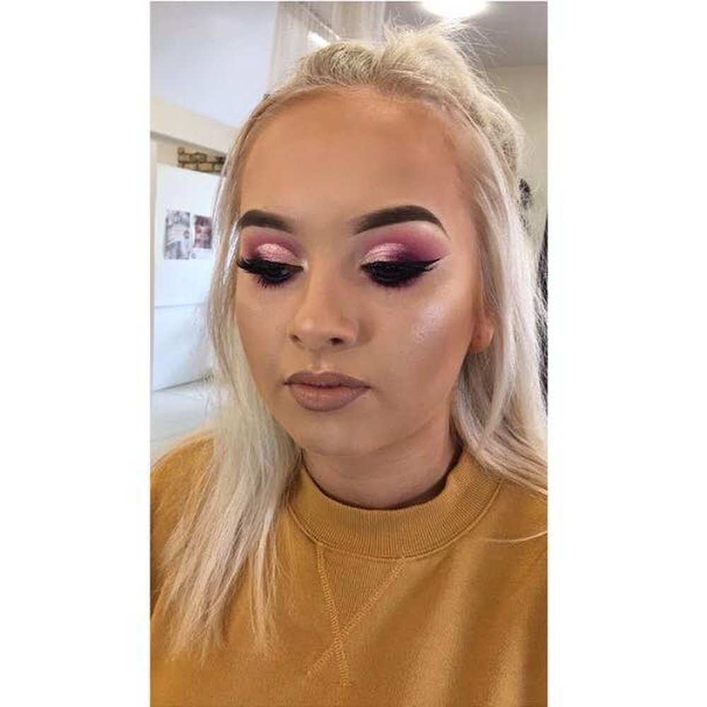 Collette Reynolds's Instagram, Twitter & Facebook on IDCrawl