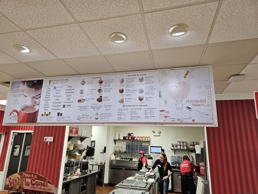 OBERWEIS ICE CREAM AND DAIRY STORE - Updated July 2025 - 113 Photos ...