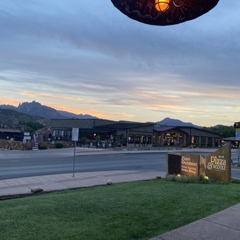 ZION PIZZA & NOODLE - Updated August 2024 - 808 Photos & 1163 Reviews ...