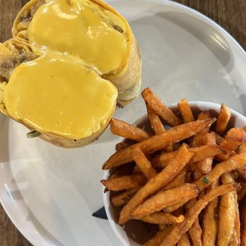 712 EAT + DRINK - Updated September 2024 - 288 Photos & 193 Reviews ...