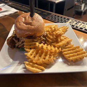 CRAFT BURGER BAR - Updated September 2025 - 427 Photos & 283 Reviews ...