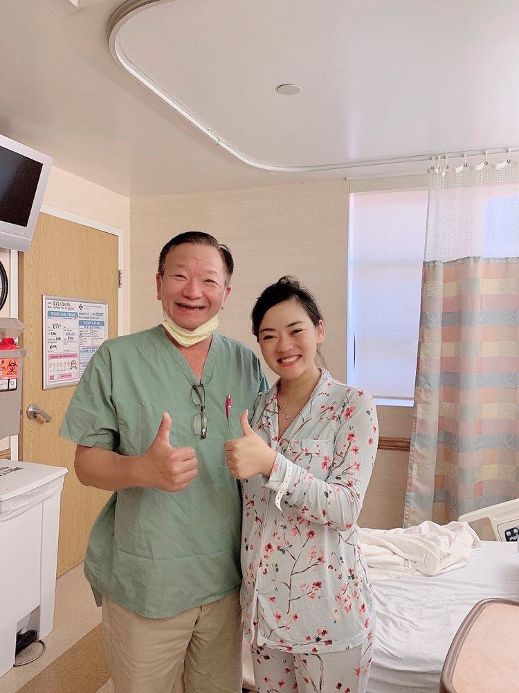 ABRAHAM HAN, MD - Updated August 2024 - 24 Photos & 39 Reviews - 1850 S ...