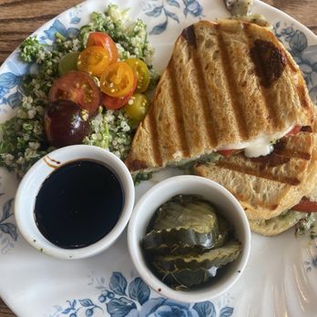 TASTE LOCAL - Updated July 2024 - 181 Photos & 265 Reviews - 330 ...