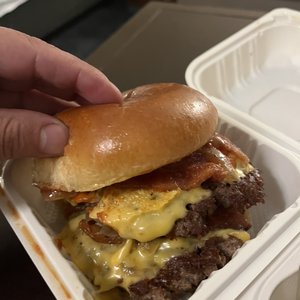 BANZAI BURGER - 168 Photos & 147 Reviews - Food near Kūhiō Ave ...