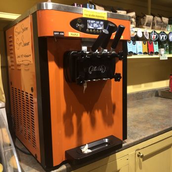 CASTLETON VILLAGE STORE - Updated December 2025 - 13 Photos - 583 Main ...