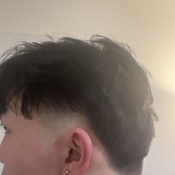 EXPRESSION HAIR DESIGN - Updated November 2024 - 354 Photos & 407 ...