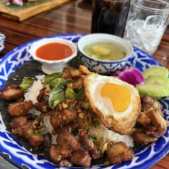 LAOTABLE - Updated March 2025 - 4853 Photos & 1656 Reviews - 149 2nd St ...