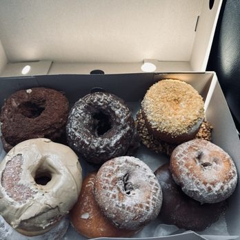 PETERSON’S DONUT CORNER - Updated August 2024 - 1843 Photos & 2017 ...